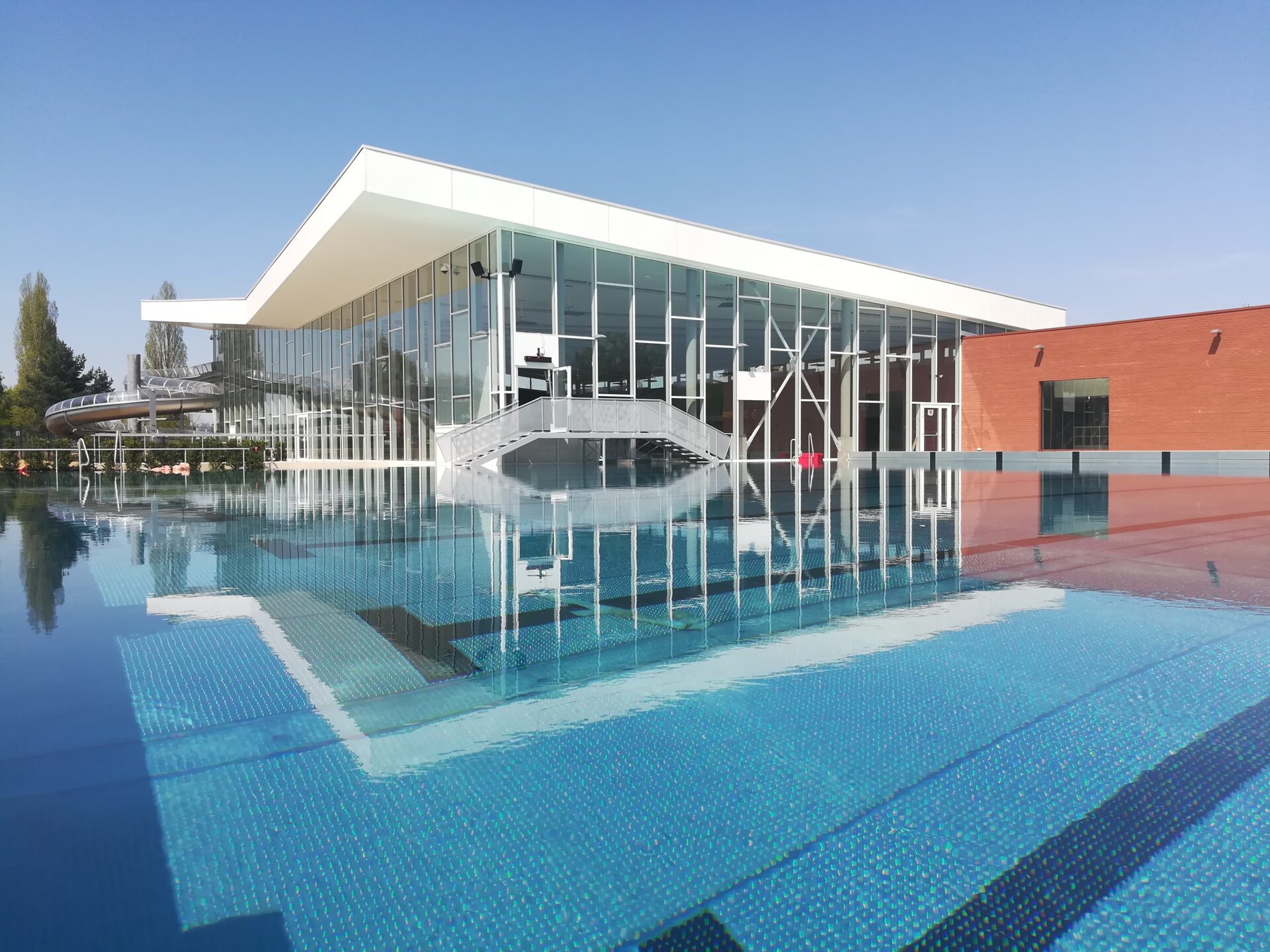 Hautepierre Swimming Complex – Strasbourg, France - AngelEye